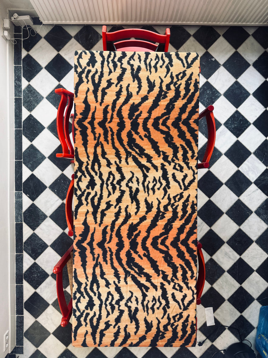 Tiger Tablecloth Retangle 250 x 140 cm | Maison Flâneur