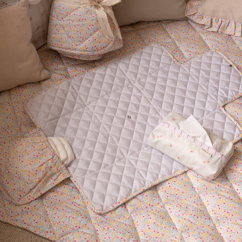 Travel Changing Mat - Wildflower Garden | Maison Flâneur