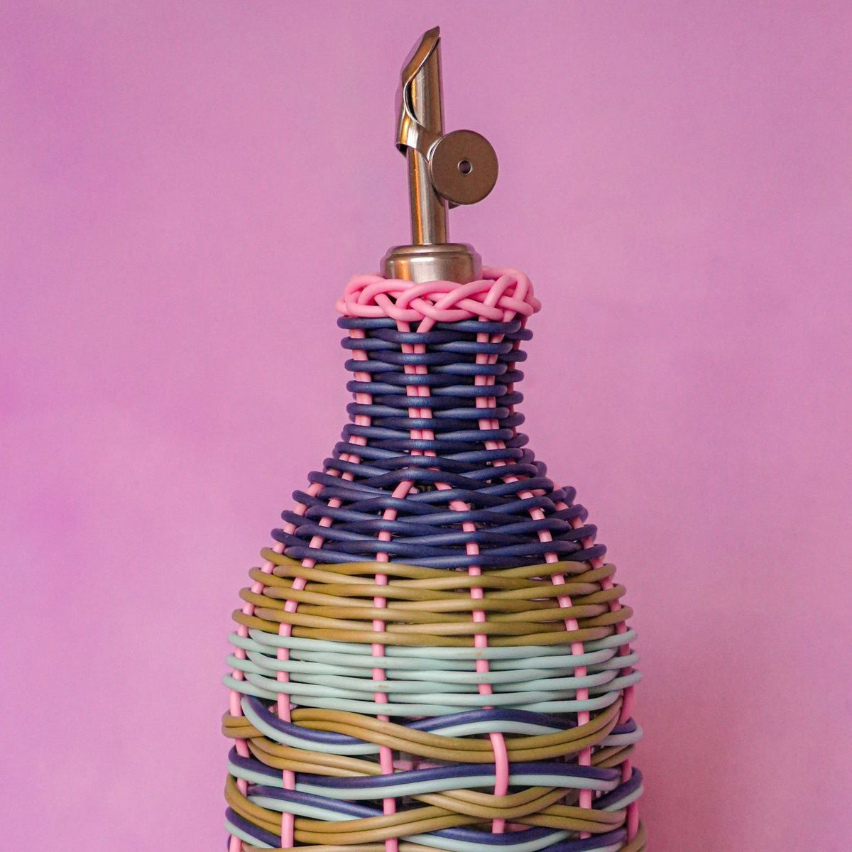 Woven Oil Pourer | Pink & Navy | Maison Flâneur