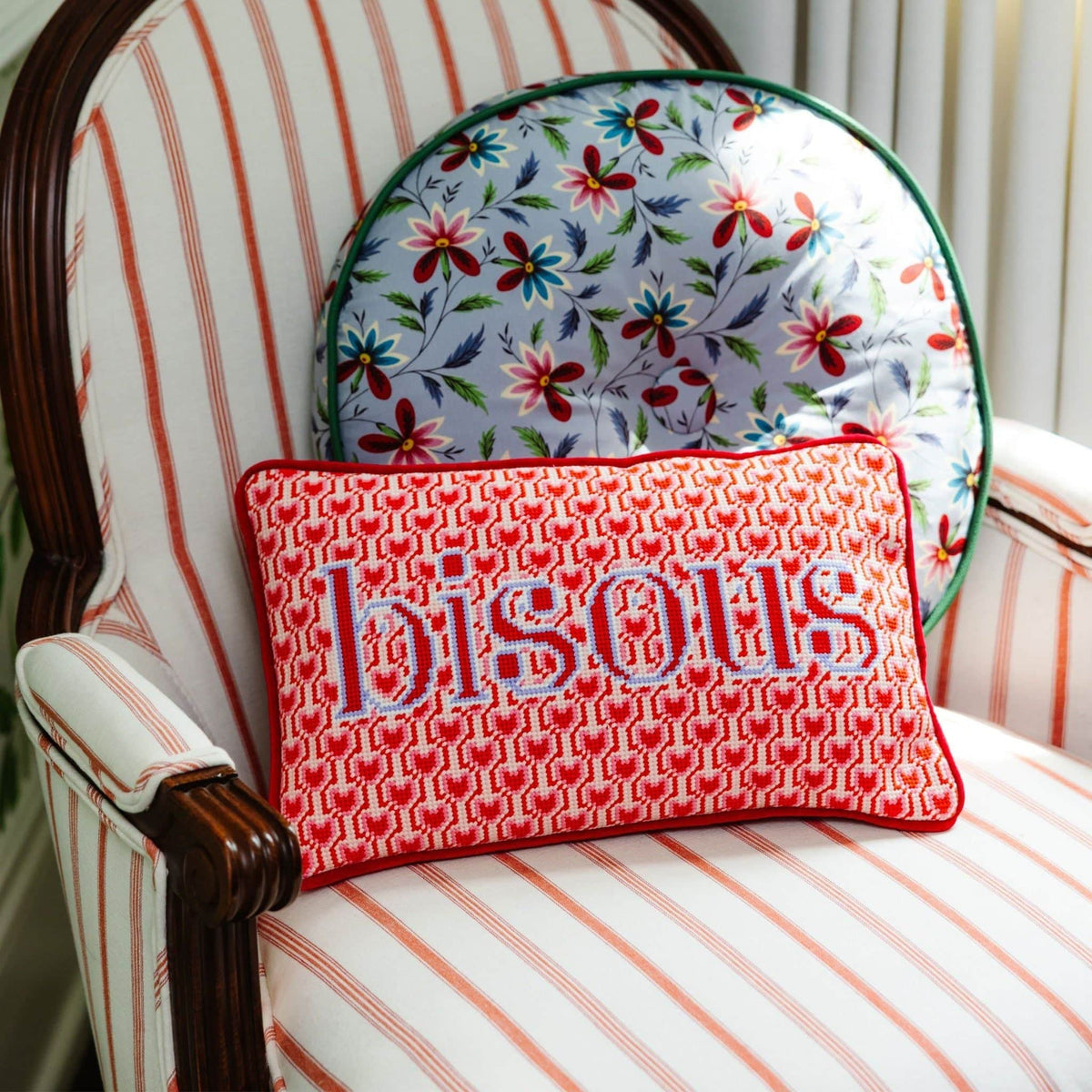 Bisous Needlepoint Pillow | Maison Flâneur
