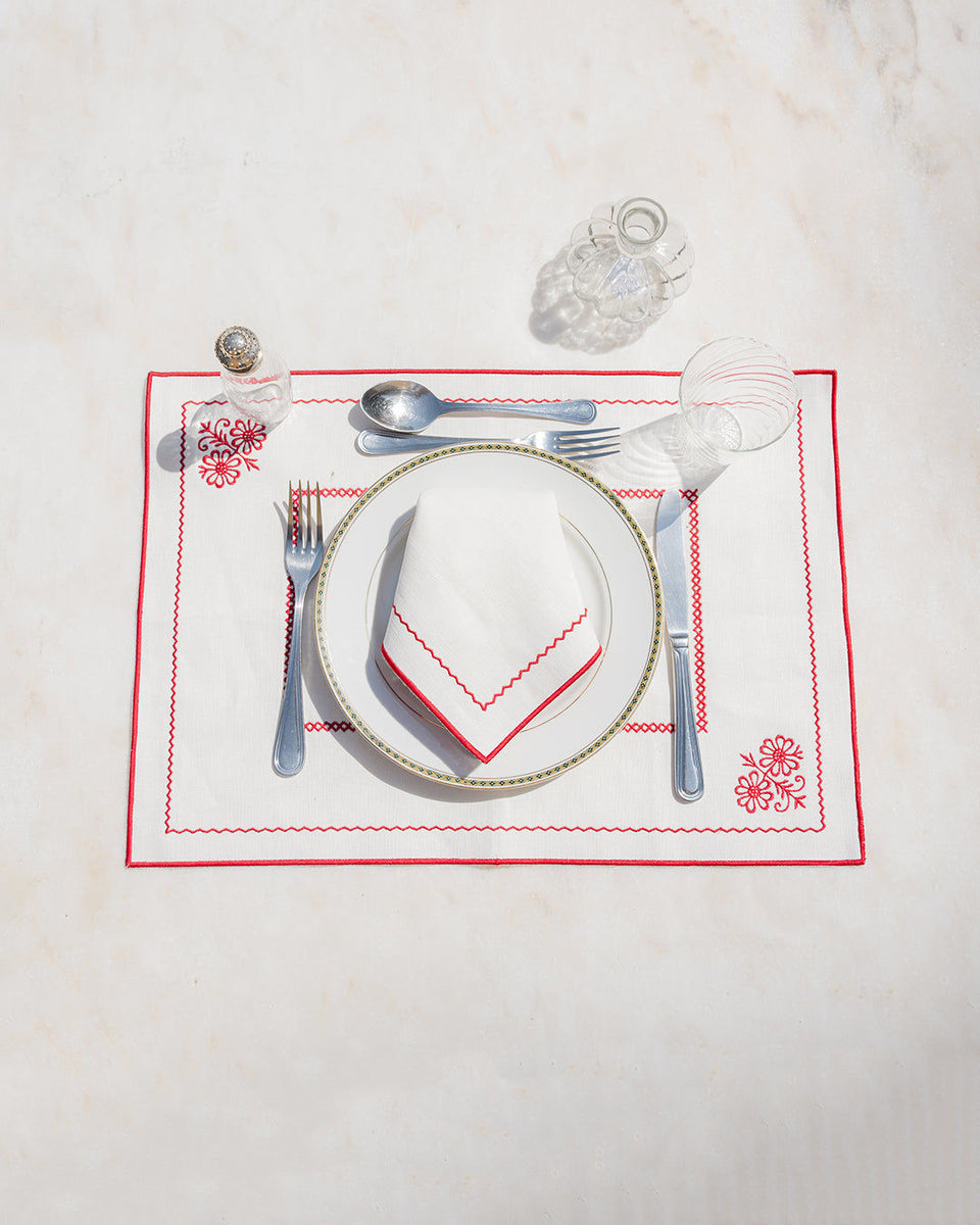 Crib Napkin, White with Red, Premium Linen-Cotton Blend | Maison Flâneur