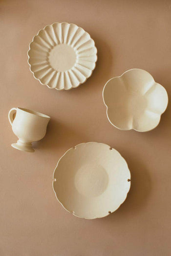 Yoshida Pottery Yukiwa White Plate | Maison Flâneur