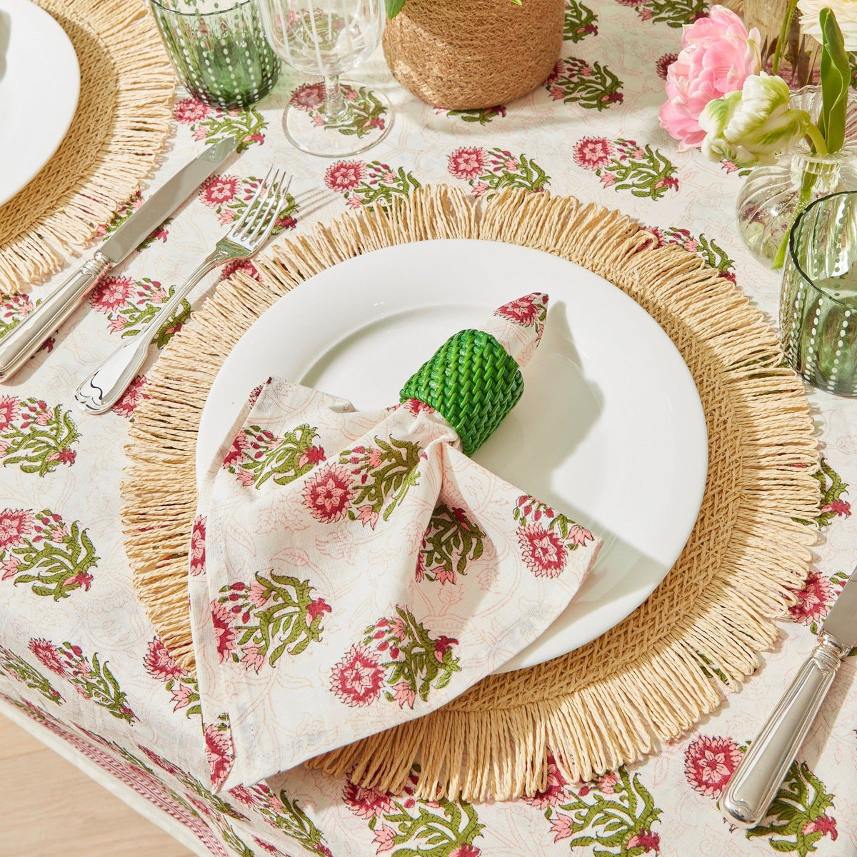 Green Rattan Napkin Rings (set of 4) | Maison Flâneur