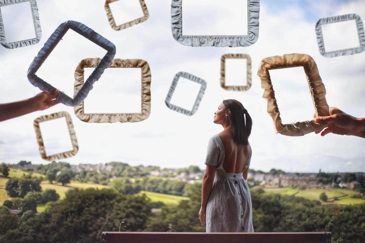 Sky Blue Ruffle Frame | Maison Flâneur