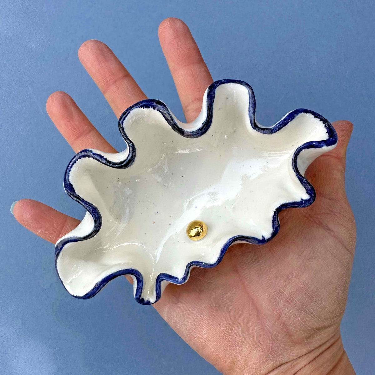 Porcelain Clam Shell Pinch Pot | Maison Flâneur